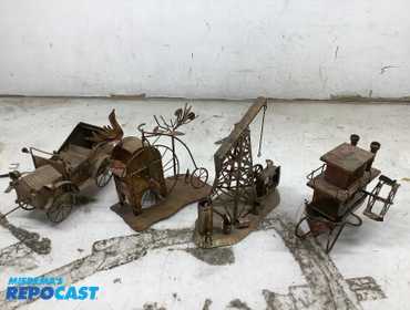 Repocast.com® | Lot of (4) vintage metal music boxes,...