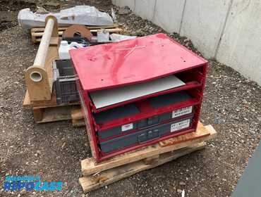 Repocast.com® | Grainger tool box with 4 drawers