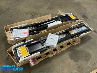 Repocast.com® | Pair of QuickJack Model 7000TL...