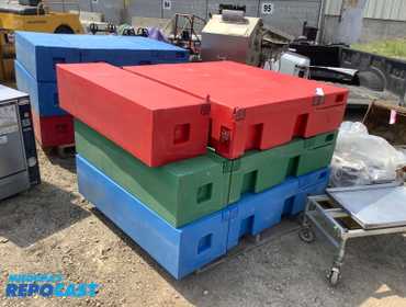 Repocast.com® | Lot of (3) Wenger Flip Forms Folding...