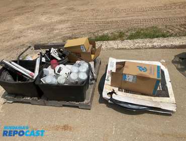 Repocast.com® | Skid of misc truck parts including...