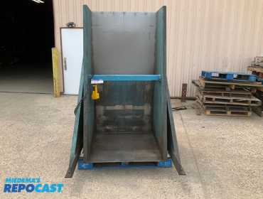 Repocast.com® | Hercules 2000 lb hydraulic box dumper...