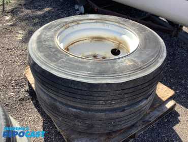 Repocast.com® | (2) Bridgestone R196 11R24.5 Radial...