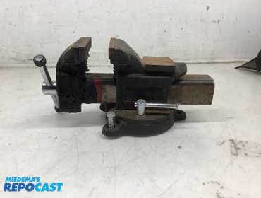 Repocast.com® | Miscellaneous Bolt-Down 4” Vice Grip