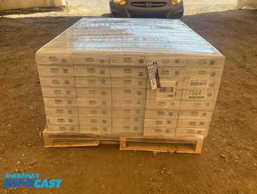 Repocast.com® | Pallet of (40) boxes of Pergo extreme...