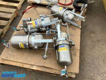 Repocast.com® | Lot of (4) Aerni AR 139 Air Pressure...
