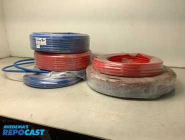 Repocast.com® | Lot of (5) rolls of red and blue pex...