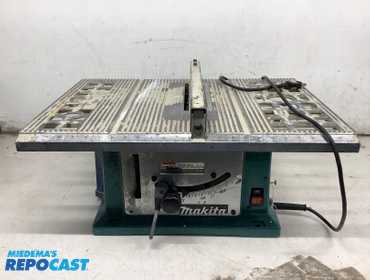 Repocast.com® | Makita 2708 Table Saw w/ Blade