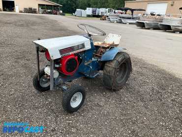Repocast.com® | 1969 Sears Super 12 garden tractor,...