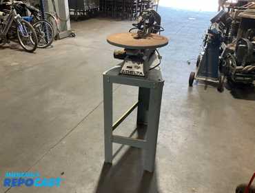 Repocast.com® | Delta Rockwell 18" Scroll Saw No. 40-601