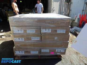 Repocast.com® | Pallet Load of (120) Armstrong Ceiling...