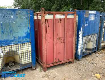 Repocast.com® | Large metal storage container with...