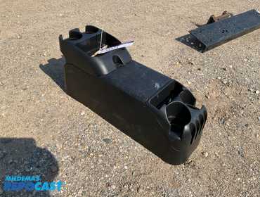 Repocast.com® | Plastic center console, unknown make...