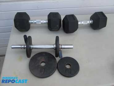 Repocast.com® | BAR BELLS. 2 25LBS. PLASTIC COATED. 1...