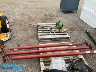 Repocast.com® | Lot of (3) AKRON ADJUSTABLE BUILDING...