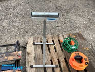 Repocast.com® | Lot of (2) Electrical Cord Roller, (1)...