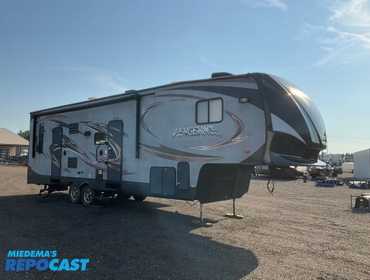 Repocast.com® | 2014 Vengeance 306V Toy Hauler 5th Wheel