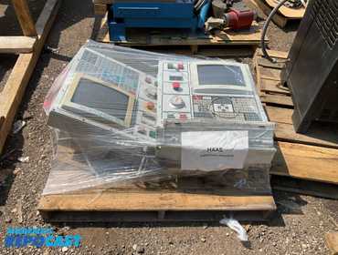 Repocast.com® | Lot of (2) HAAS VFOE Control Panels