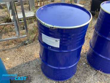 Repocast.com® | (1) 55 Gallon blue steel barrel with 2...