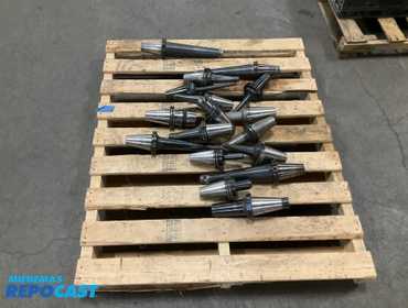 Repocast.com® | Lot of (17) Cat 50 Tool Holders of...