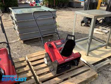 Repocast.com® | Toro Model CCR-2400-GTS walk behind...