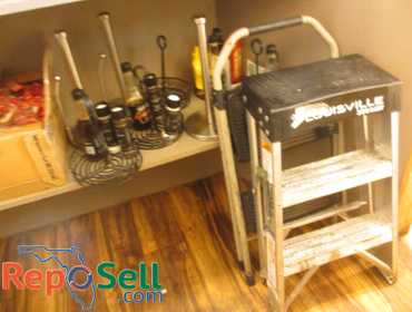 Reposell.com | Contents Of Server Room: High Chairs,...