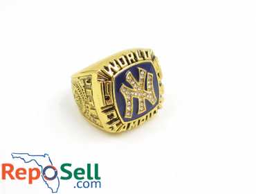 Reposell.com | Derek Jeter World Series Ring Size 11