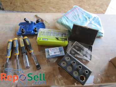 Reposell.com | Lot of Chisels, Aprons, Forstner Bit...