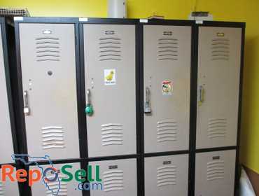Reposell.com | (1) Locker Unit With (8) Lockers 72"H x...