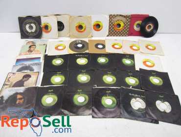 Reposell.com | Large Lot of Beatles Original 45rpm...
