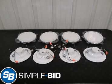 SimpleBid Inc. | Lot of (8) Can lights - LED