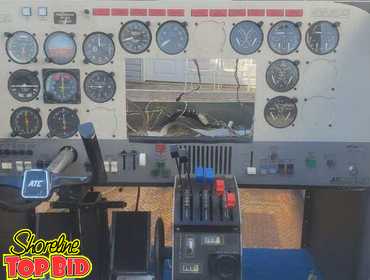 Shoreline Top Bid | Flight simulator model ATC 810....