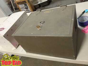 Shoreline Top Bid | Hercules Fire Safe with Key