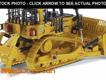 MadCheetah.com | Diecast Masters Caterpillar D11 Track...